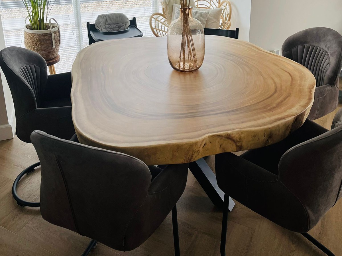 Suar boomstamtafel Rond - Vanalleshout Putten
